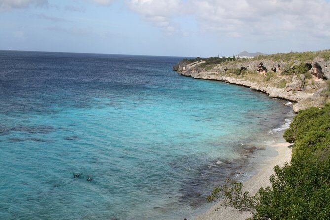 North Tour with Local Guide - The Wild East Coast & Land Sailing