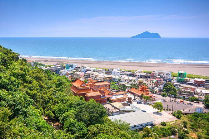 Northeast Coast Day Tour: Bitoujiao, Lighthouse & Lanyang Museum - A Practical Look at the Northeast Coast Day Tour: Bitoujiao, Lighthouse & Lanyang Museum