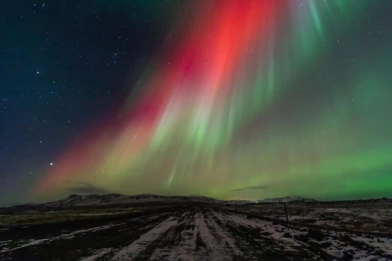 Northern Lights in Super Jeep, Photos, Hot Cocoa, Pastries - Who Should Consider This Tour?