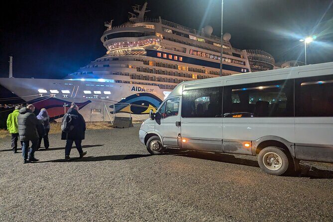 Northern Lights Minibus Chase Max 16 Person In Group - The Unpredictable Nature of Aurora Hunting