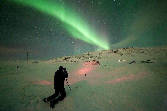 Northern Lights Small Group Tour from Reykjavik with Free Photos - An Honest Look at the Northern Lights Small Group Tour