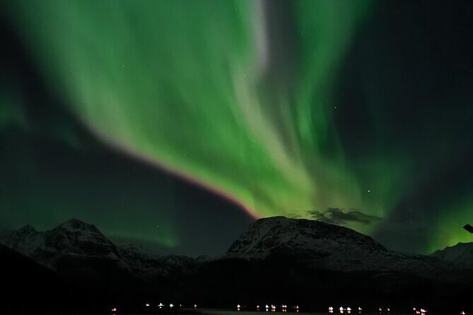 Northern Lights Tour, Tromso, Local Guide, Private Basecamp - The Bottom Line