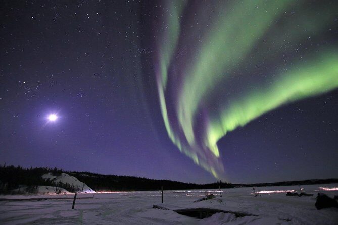 Northern Lights Tour Yellowknife - The Experience on a Typical Night