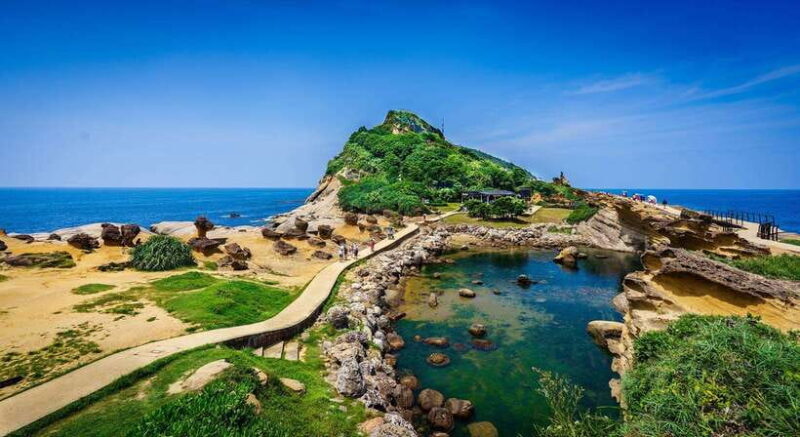 Northern Taiwan Private Adventure: Yehliu, Jiufen, & Pingxi - Exploring the Northern Taiwan Private Adventure: Yehliu, Jiufen, & Pingxi