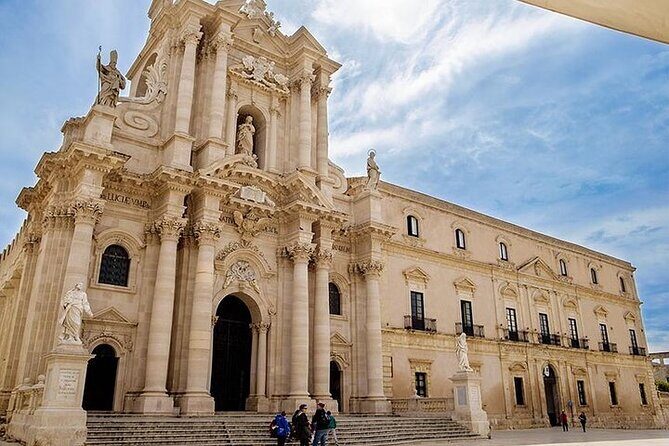 Noto , Marzamemi e Ortigia(English speaking driver &mercedes van) - Introduction