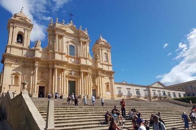 Noto , Marzamemi e Ortigia(English speaking driver &mercedes van) - Key Points