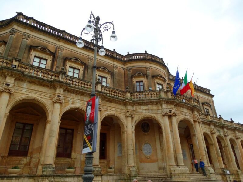 Noto: Sicilian Baroque Architecture Guided Walking Tour - Authentic Atmosphere and Practical Aspects