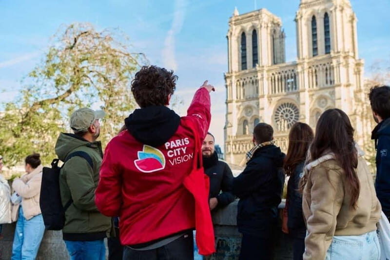 Notre Dame Cathedral : Entry, Cruise & Outside Guided Tour - The Itinerary in Detail