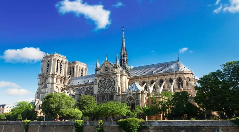 Notre-Dame Cathedral Entry, Louvre, Old Town Paris Tour - The Experience in Practice