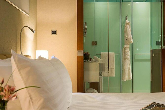 Novotel Citygate Hong Kong Package with Disneyland and Ngong Ping Cable Car Tour - FAQs