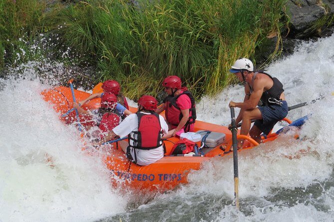 Nugget Falls class IV Half-Day Rafting on The Rogue River - The Guides and Group Experience