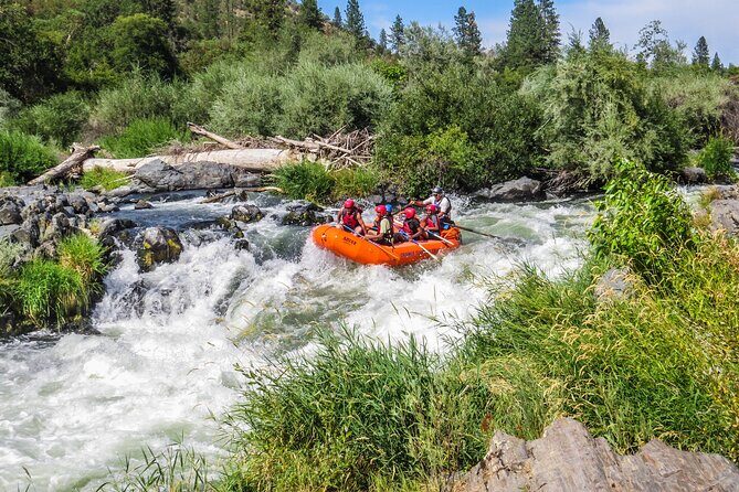 Nugget Falls class IV Half-Day Rafting on The Rogue River - FAQs