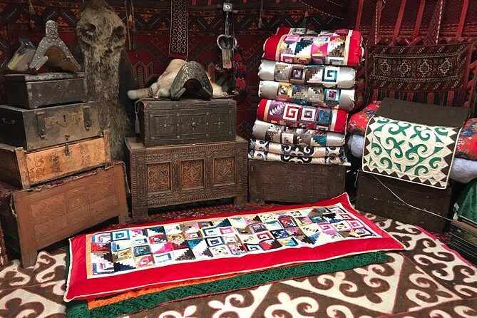 Nur-sultan Gourmet Tour To A Kazakh Family Of Traditional Jewelers - Key Points