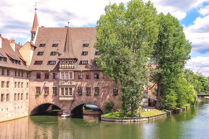 Nuremberg Scavenger Hunt and Sights Self-Guided Tour - Accessibility and Ease of Use