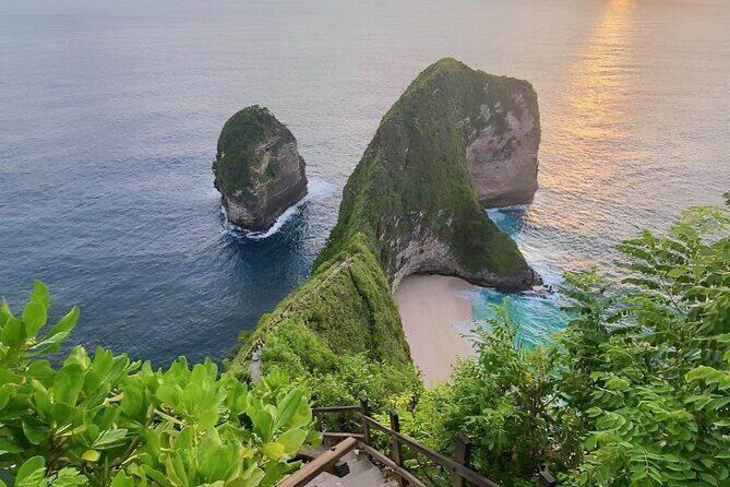 Nusa Penida Day Tour Kelingking Broken and Angels Bay - The Sum Up