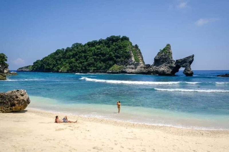 Nusa Penida: Explore East Full-Day Tour with Guide - Key Points