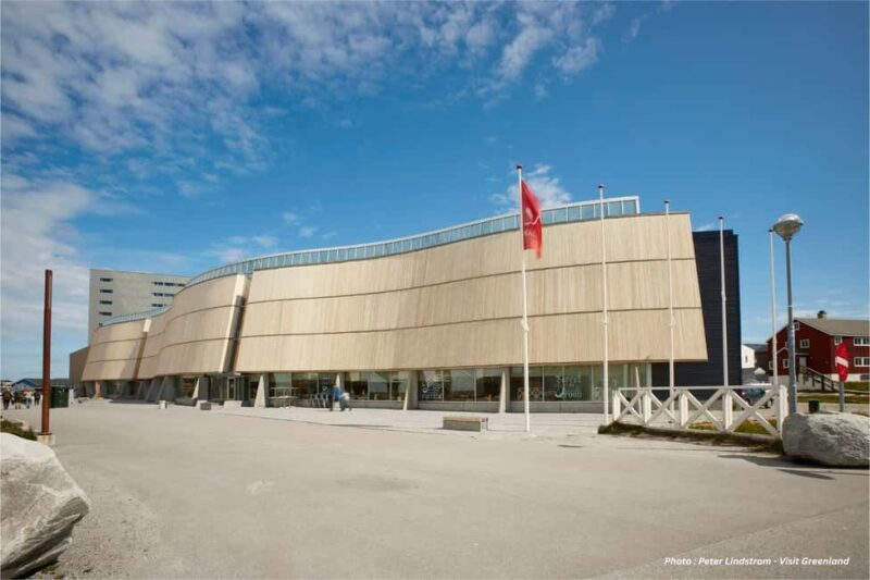 Nuuk Walking Tour with Museum Visit & Greenlandic Tasting - Key Points
