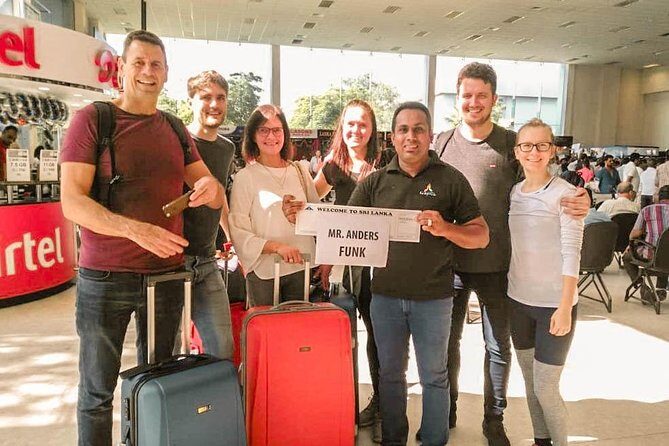 Nuwara Eliya City to Colombo (CMB) Airport Private Transfer - FAQ: Your Questions About Nuwara Eliya to Colombo Airport Transfer