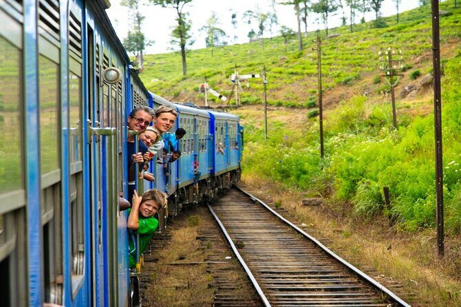 Nuwara Eliya from Kandy by Train - The Journey Begins: From Kandy to Nuwara Eliya