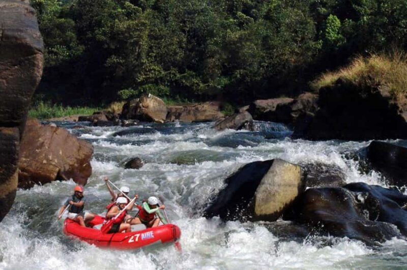 Nuwara Eliya/Hatton: Rafting, Ziplining, Lunch and Transfers - Key Points
