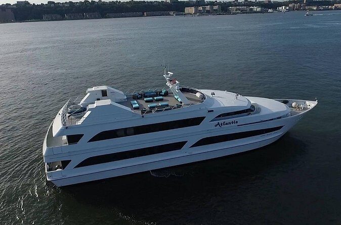 NYC: Atlantis Yacht Luxury New Year's Eve Party Cruise - Who Will Love This Experience?