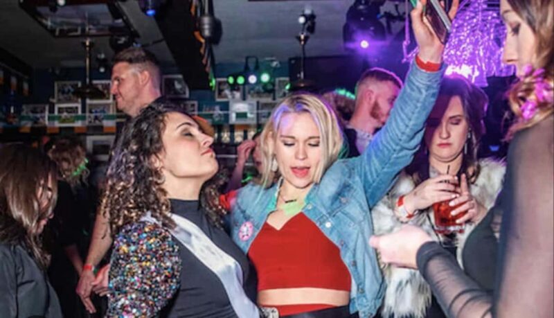 NYC Bar Tour: Gangsters, Heroes + Bright Lights of Broadway - The Cost and the Value
