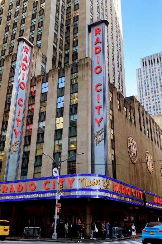 NYC; Best of Midtown Manhattan - The Must-See NYC - FAQ
