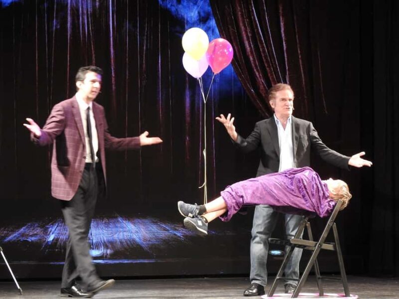 NYC: Broadway Magic Hour Show in Times Square - The Itinerary: A Closer Look