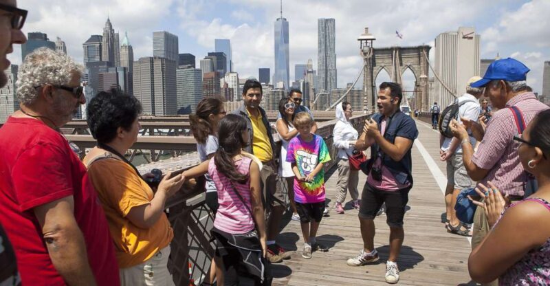 NYC: Brooklyn Bridge and Dumbo District Walking Tour - Evaluating the Value