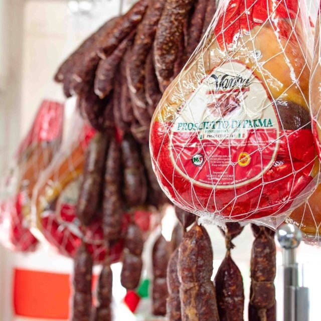 NYC: Chinatown & Little Italy Food Tour with 8 Tastings - Who Will Love This Tour?