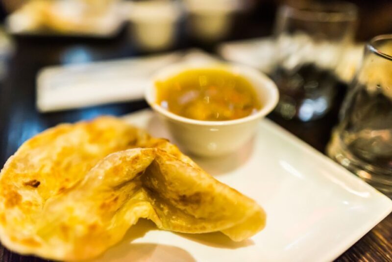 NYC Chinatown: Seated Restaurant Food & History Walking Tour - Key Points