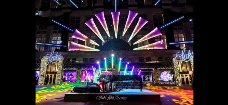 NYC Christmas Express: Holiday Lights Guided Tour - Who Will Love This Tour?