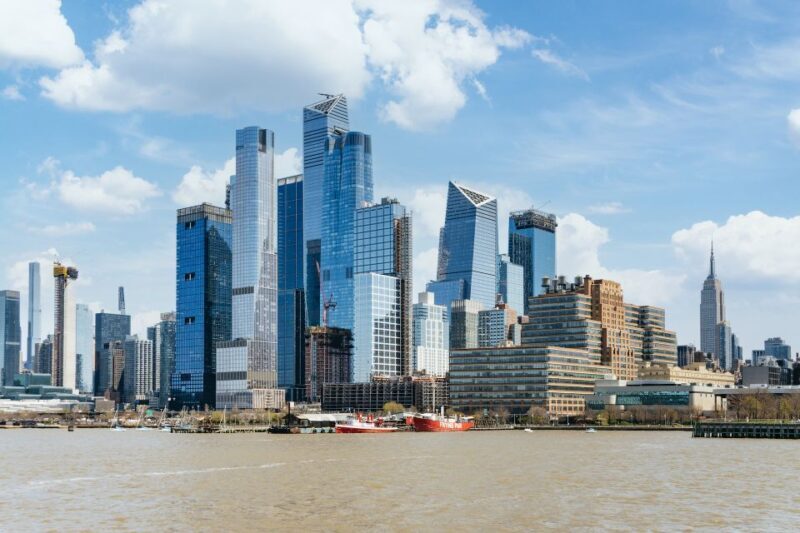 NYC: Circle Line 1.5-Hr Landmarks Skip-The-Box-Office Cruise - An Authentic Look at the Iconic Sights