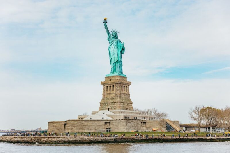NYC: Circle Line 2.5 Hour Best of NYC Boat Cruise - Authentic Traveler Experiences