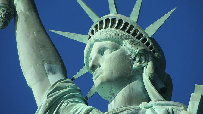 NYC Combo: Statue of Liberty Cruise and St Patrick's Cathedral - A Balanced View: Pros and Cons