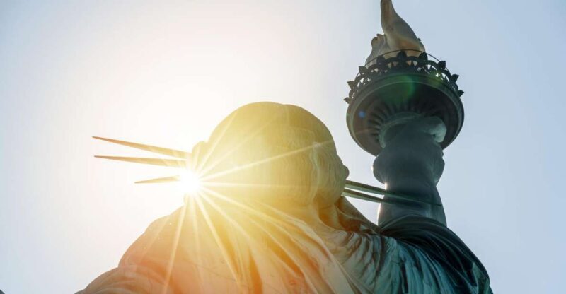NYC: Ellis Island Private Tour with Liberty Island Access - Key Points