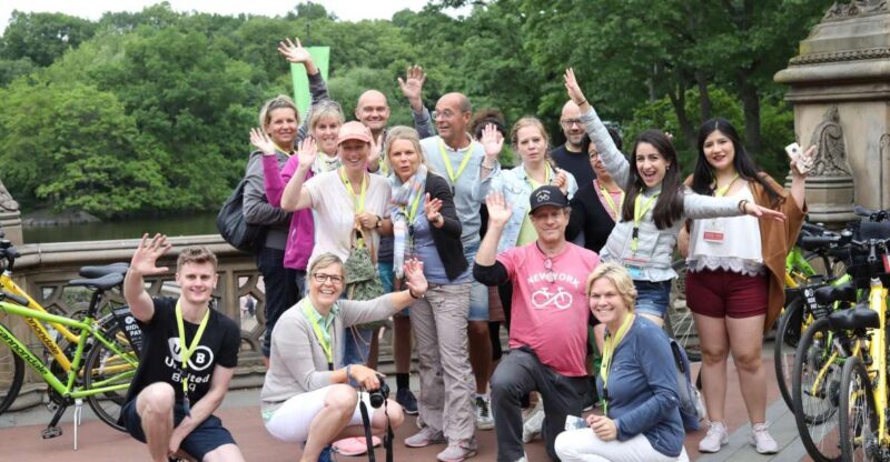 NYC: English or German Central Park Bike Tour & eBike Option - Key Points
