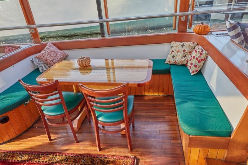 NYC: Evening Jazz Cruise on the Yacht Manhattan - Introduction: A Night on the Water with Jazz in NYC