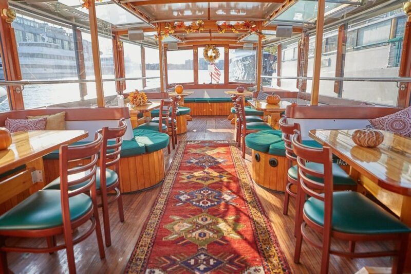NYC: Evening Jazz Cruise on the Yacht Manhattan - Music and Entertainment: The Soul of the Night