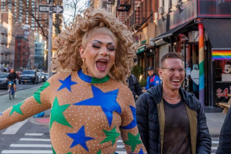 NYC: Fabulous Drag Night Out with a Drag Queen - What Makes This Tour Stand Out