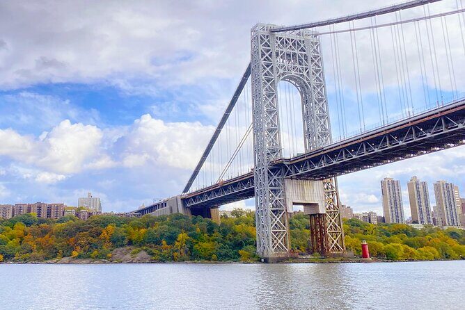NYC Fall Foliage Cruise: Experience Autumn's Beauty - FAQ