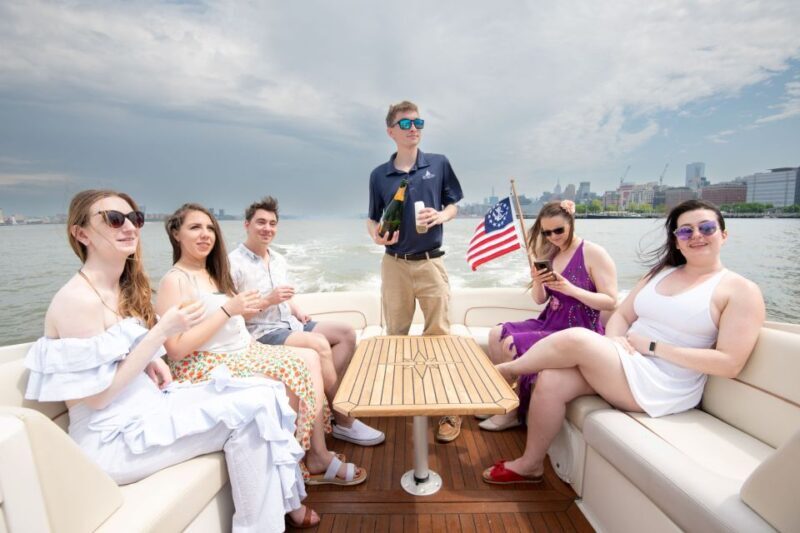 NYC: Fall Foliage Private Yacht Tour - What Travelers Say
