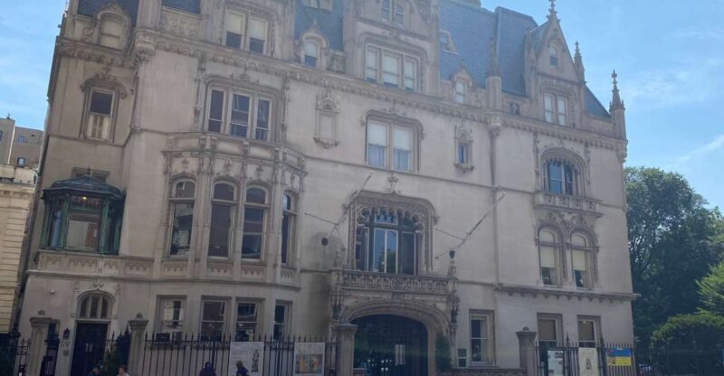 NYC: Gilded Age Mansions Guided Tour - Architectural & Interior Focus