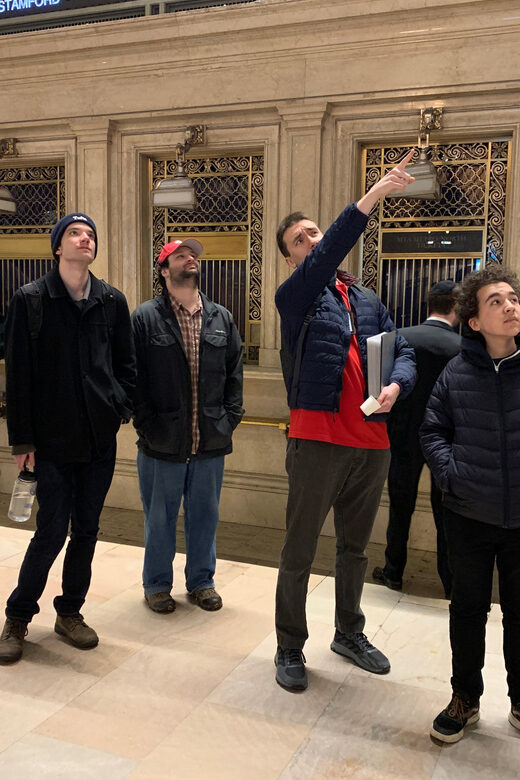 NYC: Grand Central Terminal and/or Penn Station - Private - Discovering NYCs Transit Icons: A Deep Dive into the Penn Station and Grand Central Tour
