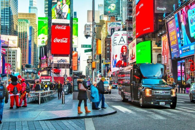 NYC: Guided Bus and Walking Tour with Staten Island Ferry - In-Depth Look at the Tour Experience