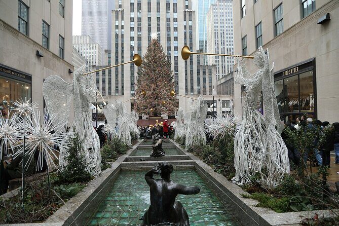 NYC: Holiday Walking Tour with optional Bryant Park Skating - Who Should Consider This Tour?