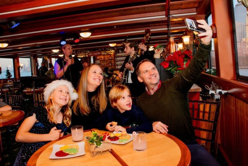 NYC: Holiday Yacht Cruise with Jazz, Cocoa & Carols - What Makes This Yacht Cruise Special?