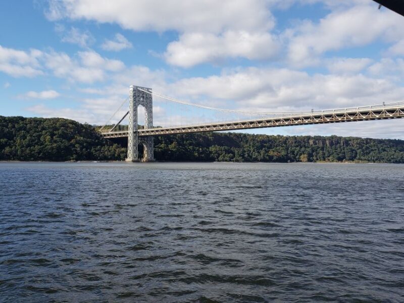 NYC: Hudson River Fall Foliage Sailing Trip - Who Will Appreciate This Experience?