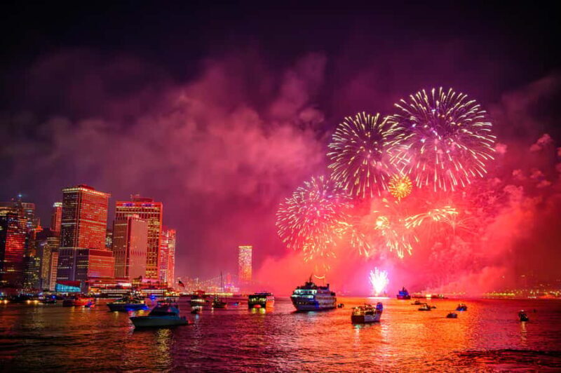 NYC: July 4th Fireworks Cruise with 5-Course Meal + Open bar - Key Points