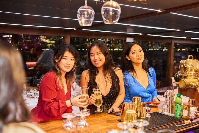 NYC July 4th Fireworks Cruise with Dinner, Open Bar and Music - The Dining Experience